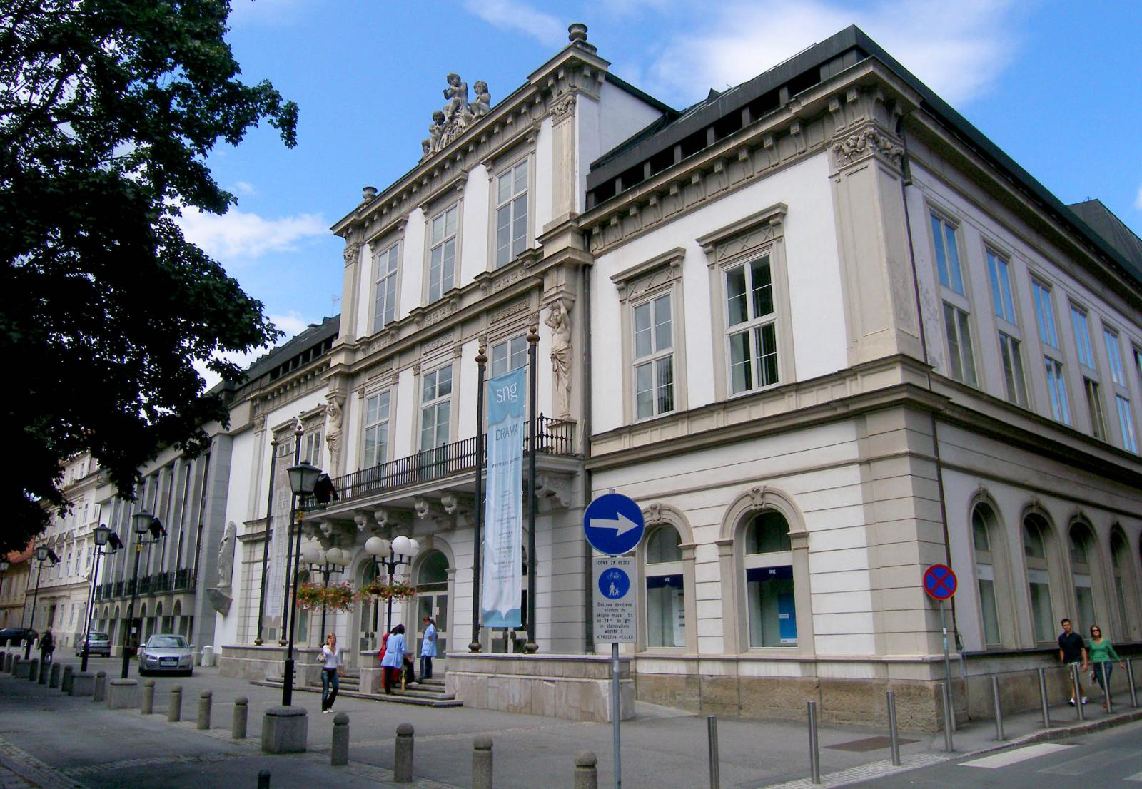 Predstava Skrivnostni primer ali kdo je umoril psa - Dogodki na Siol.net